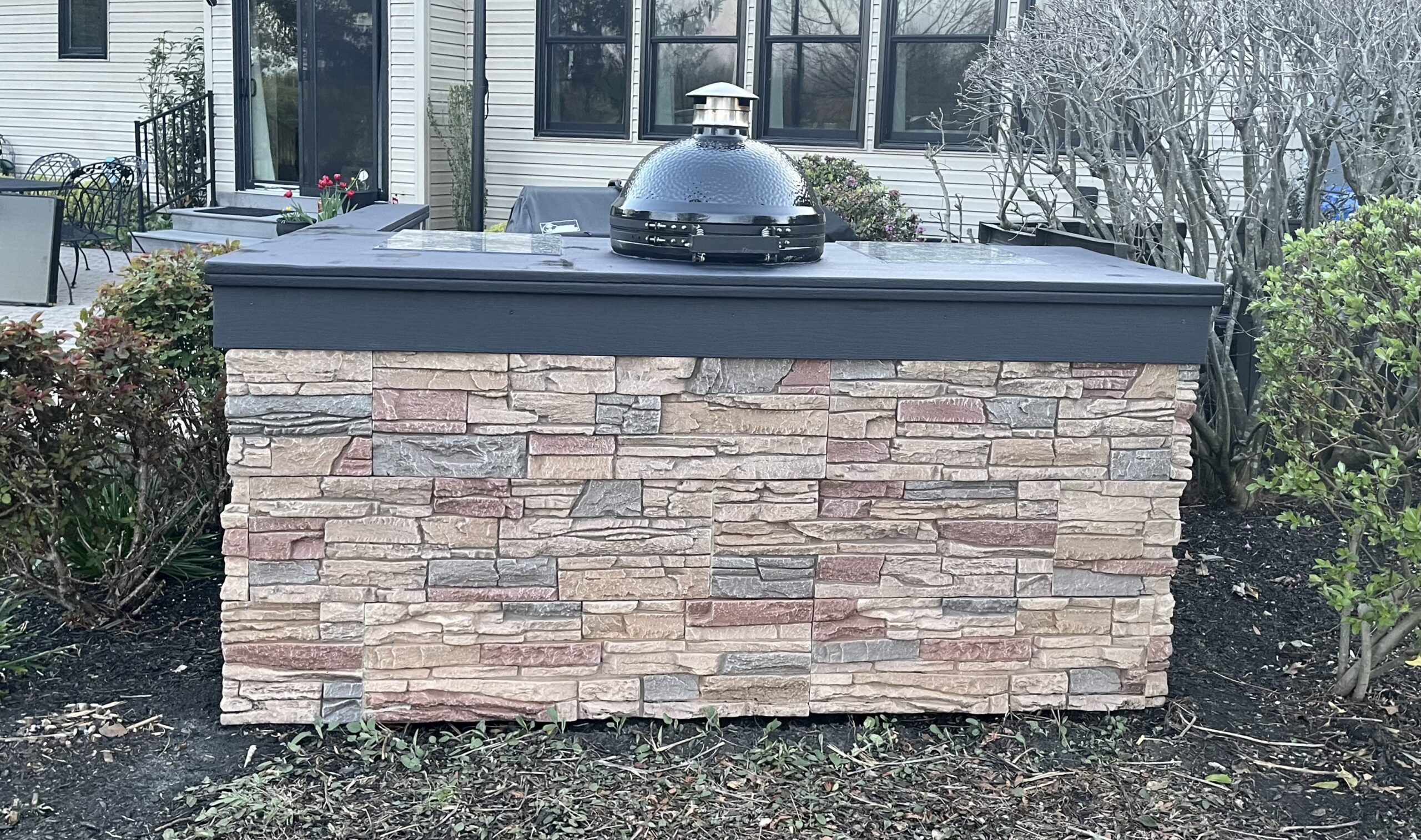 George's Outdoor Kitchen Stone Veneer - GenStone